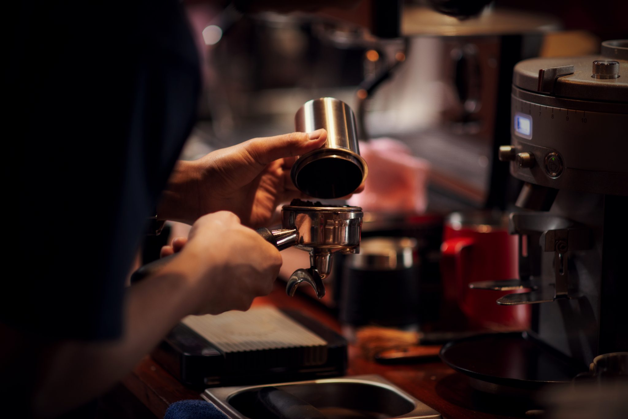 ¿En qué consiste el oficio de barista? | Blog del Café | Mokasol